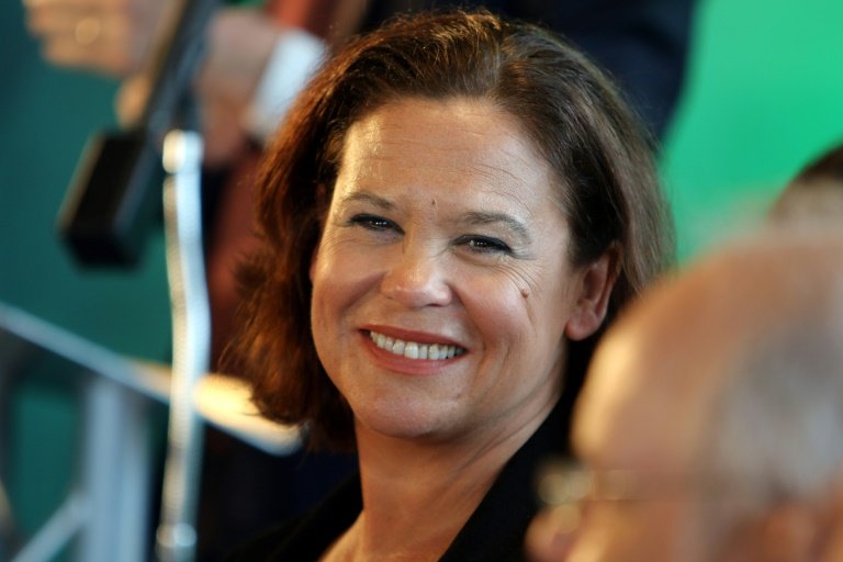 Mary Lou McDonald sucederá a Gerry Adams à frente do Sinn Fein irlandês ...